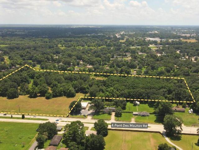 600 E Pont Des Mouton Rd, Lafayette, LA 70507 | MLS #2500004 | Compass