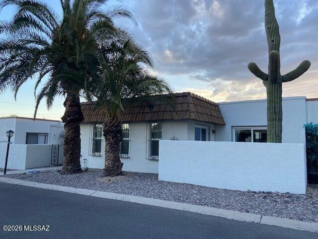 600 E River Rd Apt C, Tucson, AZ 85704