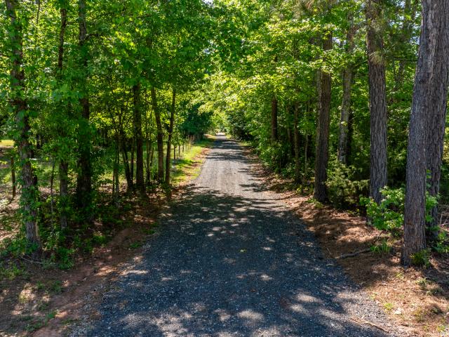 600 Eastside School Road