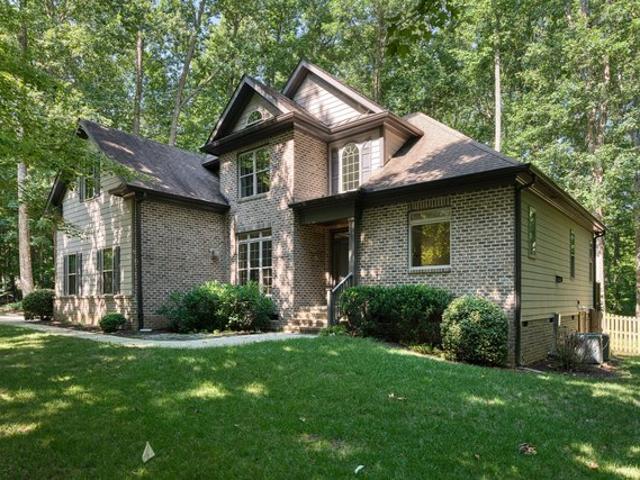 600 Edburton Ct, Hillsborough, NC 27278