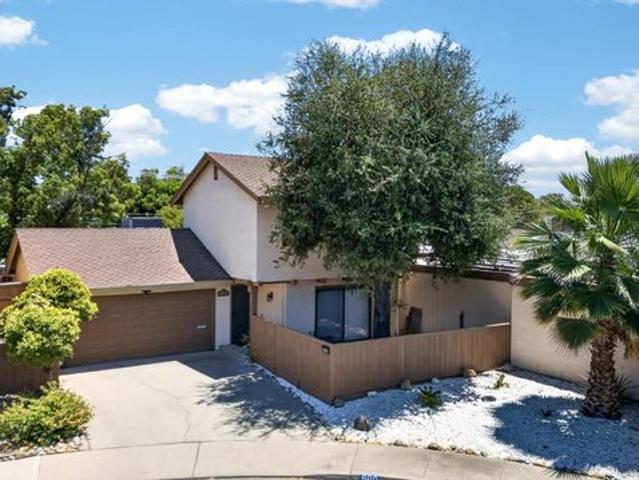 600 Edgebrook Ct, Modesto, CA 95354
