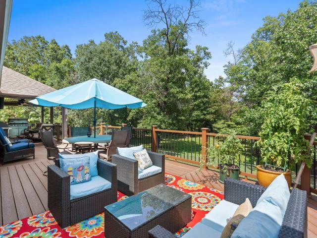 600 Edgewater Estates