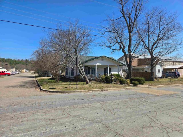 600 Fourth St