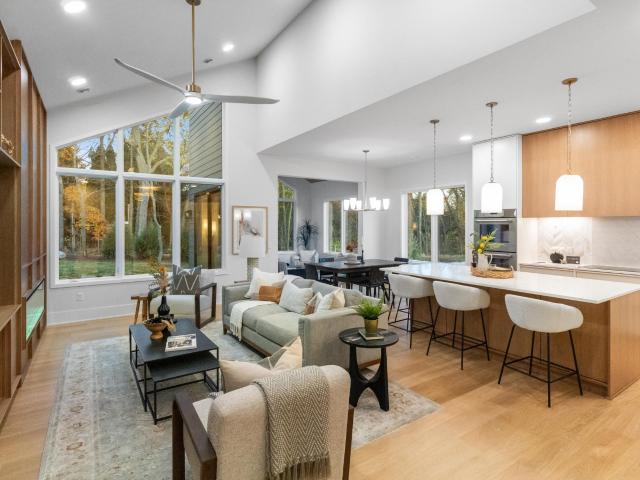 600 Kraewood Drive