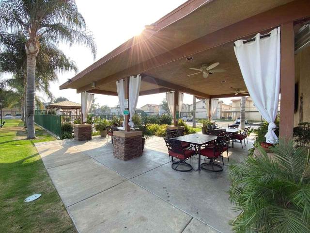600 Hosking Avenue Building 16 2 Bedroom Apartment for Rent at 600 Hosking Avenue, Bakersfield, CA 93307