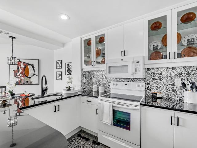 600 Harbor Blvd, Unit 926, Weehawken, NJ 07086 | MLS #260003 | Compass