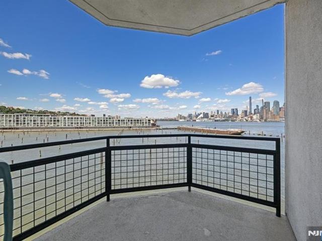 600 Harbor Blvd Unit 955, Weehawken, NJ 07086