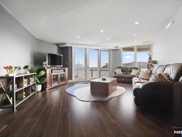 600 Harbor Boulevard # 771