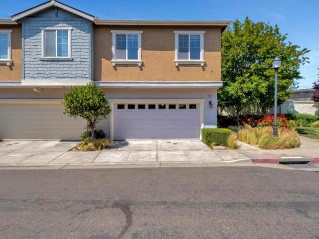 600 Heritage Cir, San Lorenzo, CA 94580