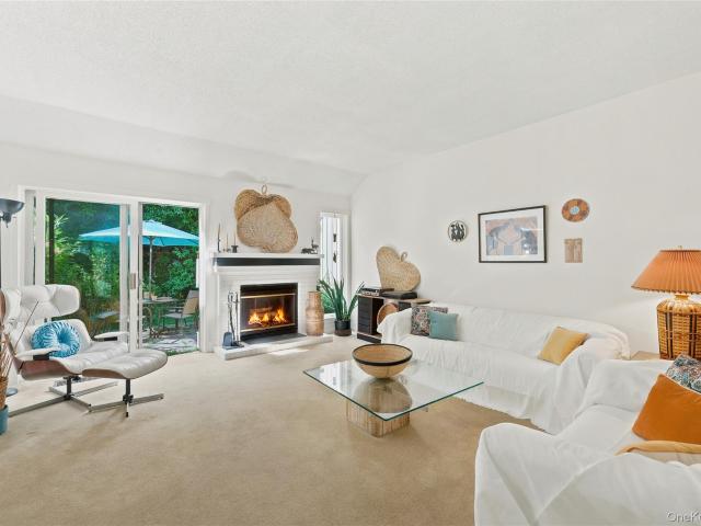 600 Heritage Hills A