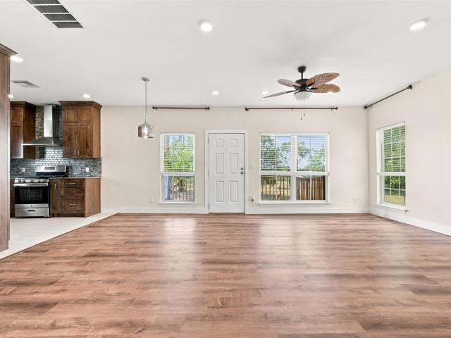 600 Highland Ranch Way
