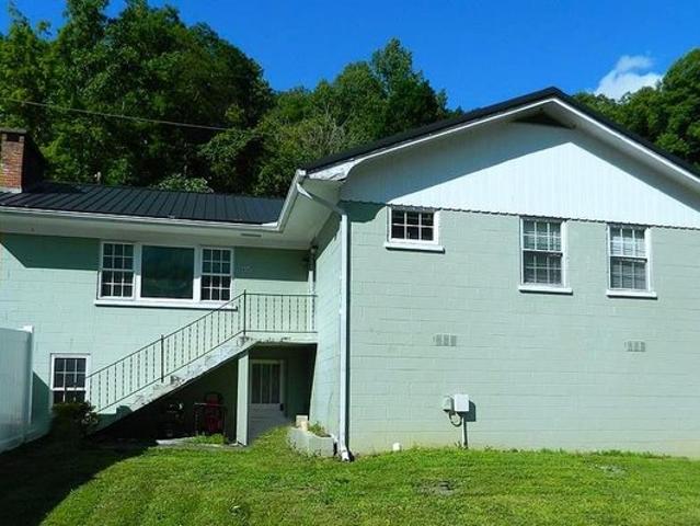 600 Highway 610 W, Virgie, KY 41572