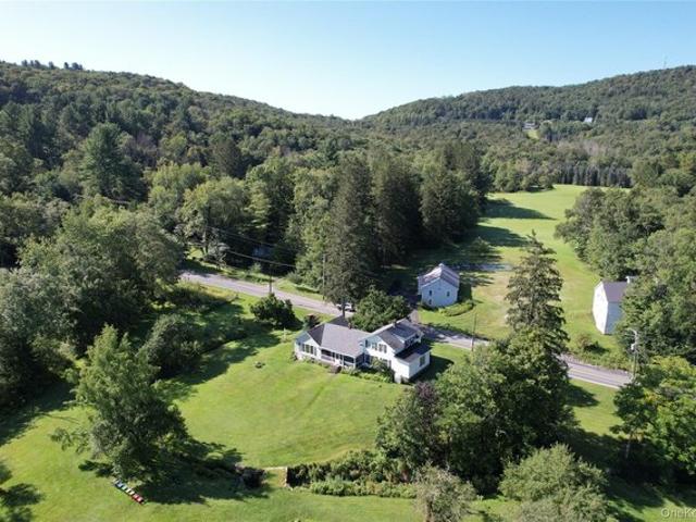 600 Jeffersonville N Branch Rd, North Branch, NY 12766
