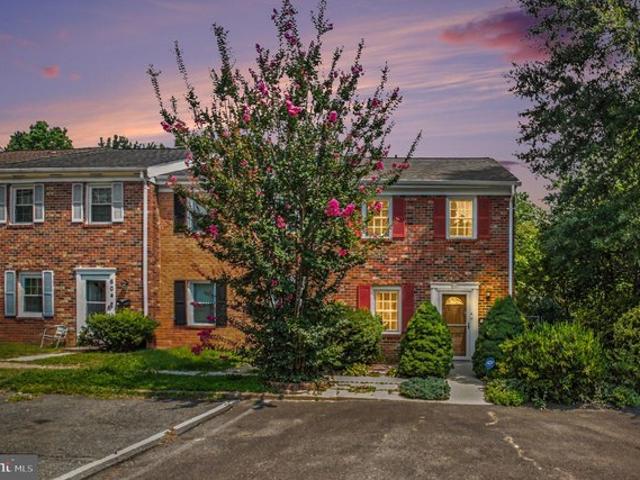 600 Olde Greenwich Cir, Fredericksburg, VA 22408