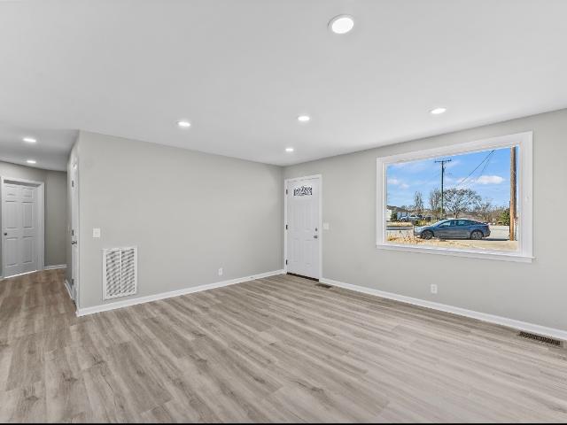 600 Lane Ct