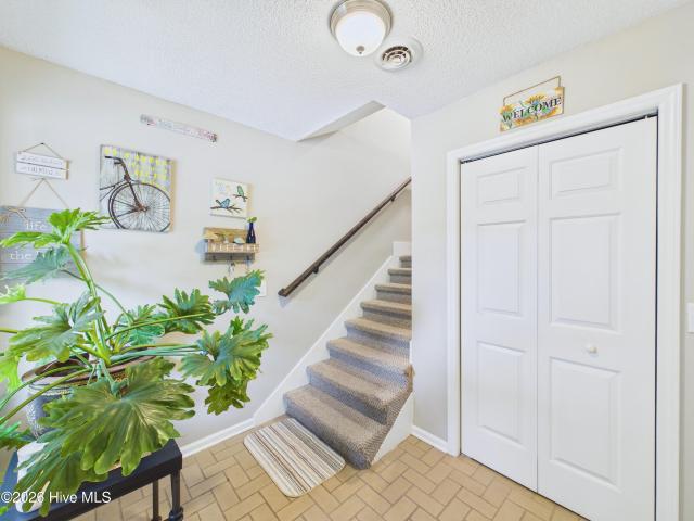 600 Linksider Drive # Apt C6