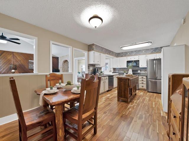 600 Mountain Laurel Lane
