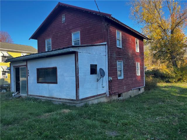 600 Manor St