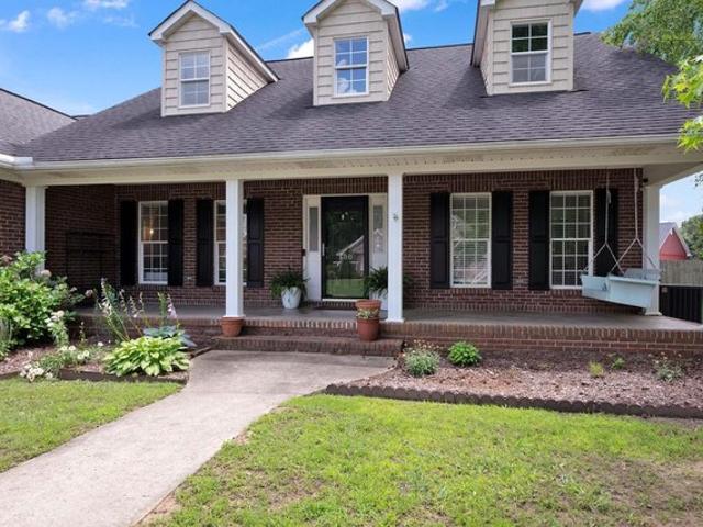 600 Meadowview Dr NE, Hartselle, AL 35640