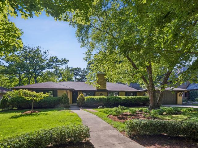 600 Midway Park Avenue