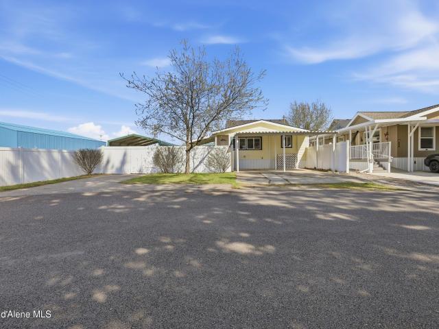 600 Myriah Loop, Coeur D'Alene, ID 83815 | MLS #26 3247 | Compass