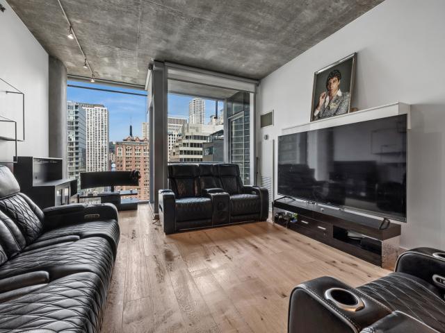600 n fairbanks court # 1706