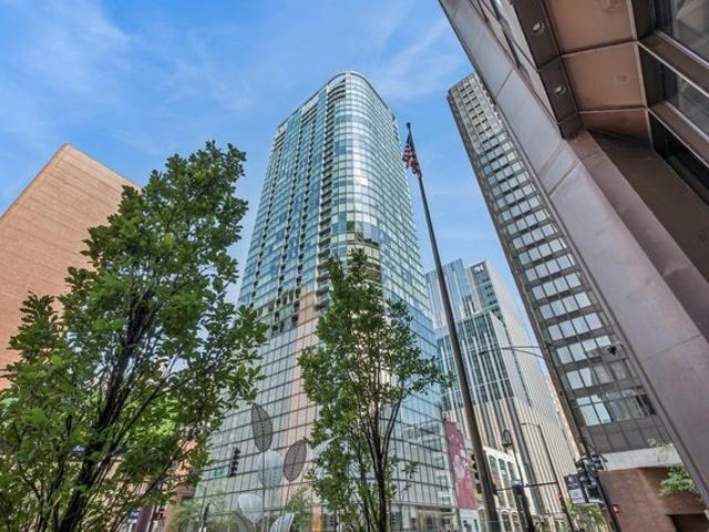 600 N Fairbanks Ct Unit 1706, Chicago, IL 60611