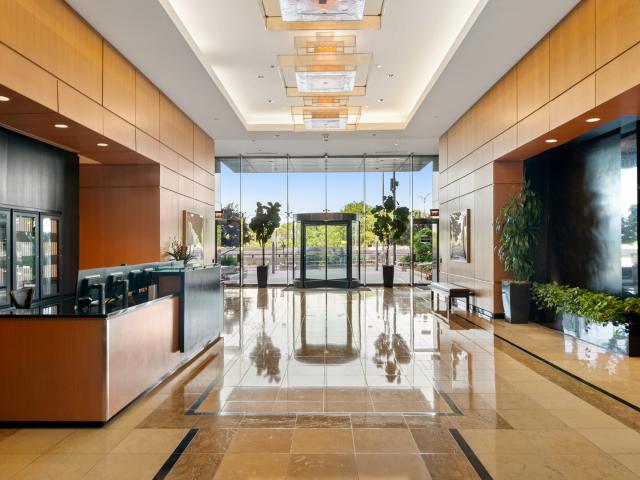 600 N Lake Shore Drive # 807