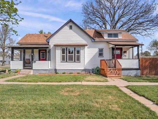 600 N Oak St, McPherson, KS 67460