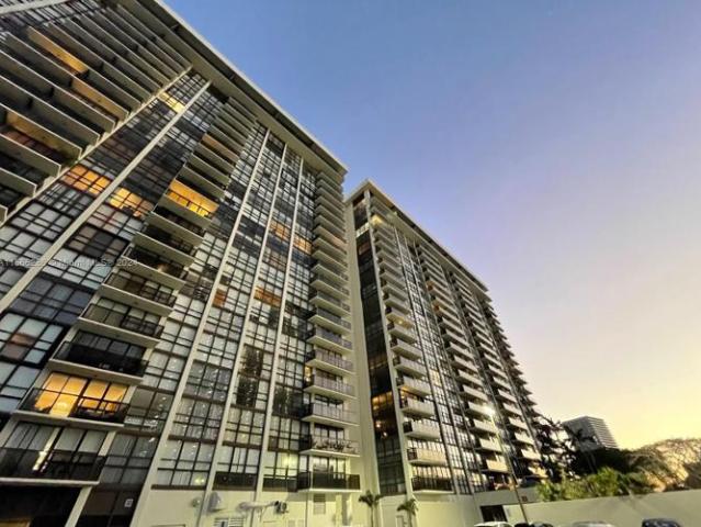 600 NE 36th St #801, Miami, FL 33137