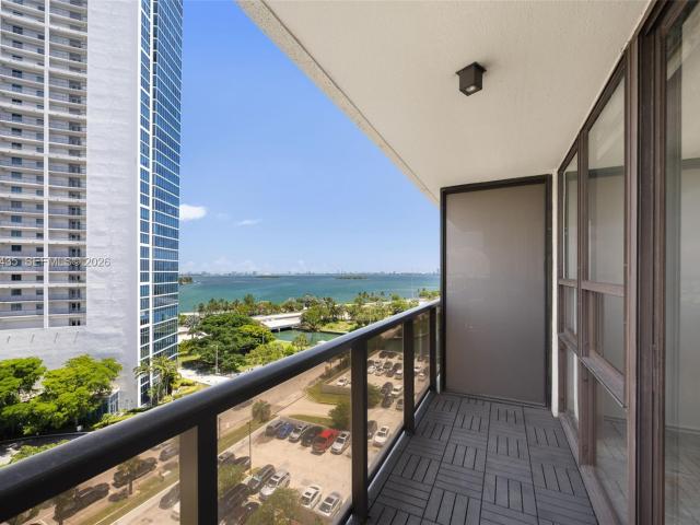 600 NE 36th St, Unit 1109, Miami, FL 33137 | MLS #A12009 | Compass