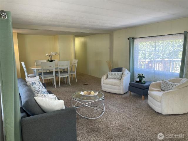 600 NE Lincoln Drive # 8