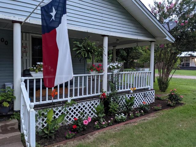 600 NW 2nd Street