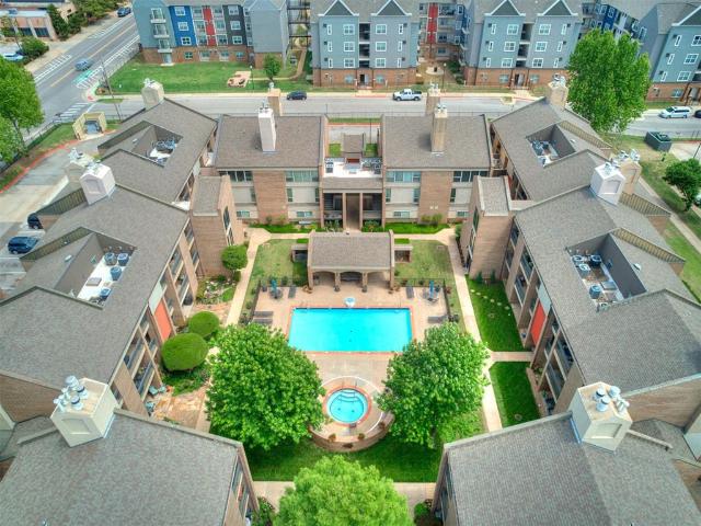 600 NW 4th Street # 210N
