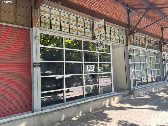 600 nw naito pkwy # e