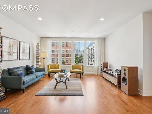 600 S 24th St 204, Philadelphia, PA