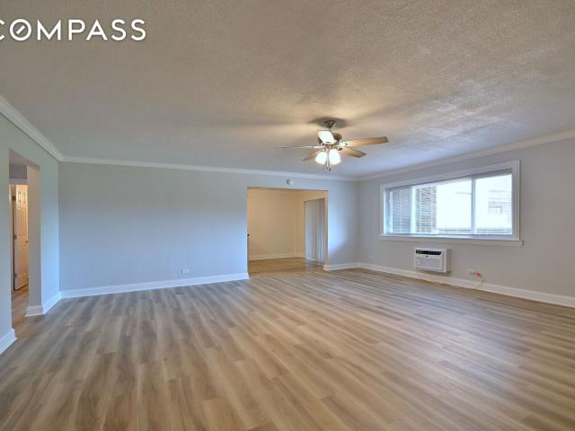600 S York St 2B, Elmhurst, IL