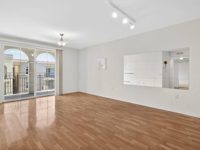 600 S Abel St 509
