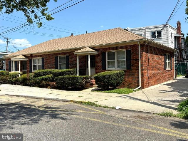 600 S Atlantic Avenue