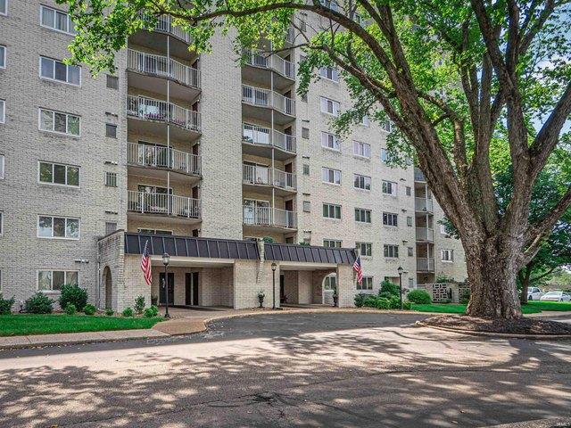 600 S Cullen Ave Apt 907, Evansville, IN 47715