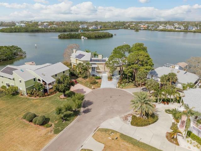 600 Soundview Dr, Palm Harbor, FL 34683 | MLS #TB8472