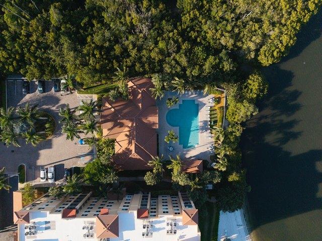 600 Scotia Dr Apt 108, Hypoluxo, FL 33462