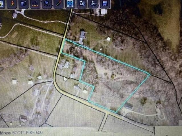 600 Scott Pike, Waddy, KY 40076