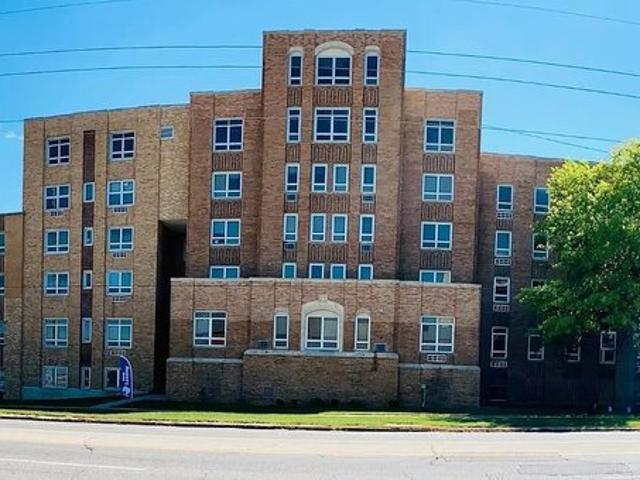 600 SE Madison St, Topeka, KS 66607