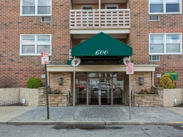 600 Shore Rd, Unit 3S, Long Beach, NY 11561 | MLS #986287