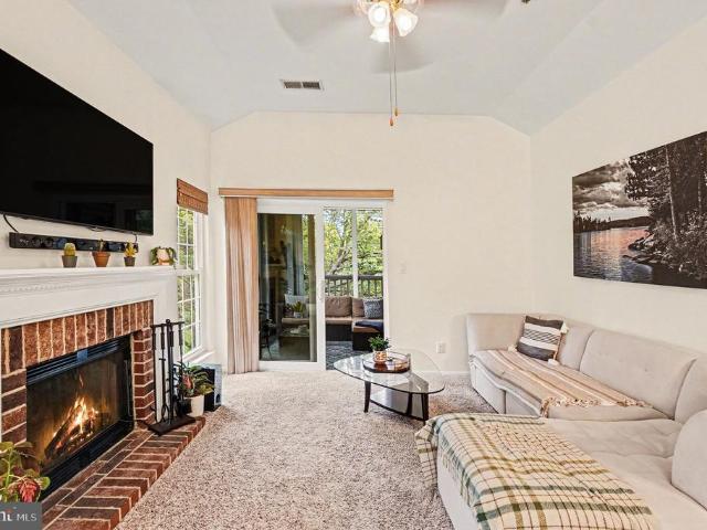 600 Squire Lane # 600 2B