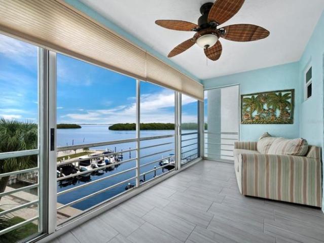 600 Sutton Pl #303B, Longboat Key, FL 34228