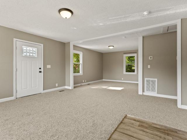 600 Sunnyside Drive