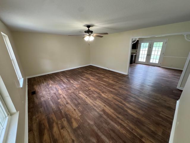600 Pine Oaks Drive