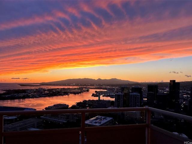 600 Queen St, Unit 4302, Honolulu, HI 96813 | MLS #202428 | Compass